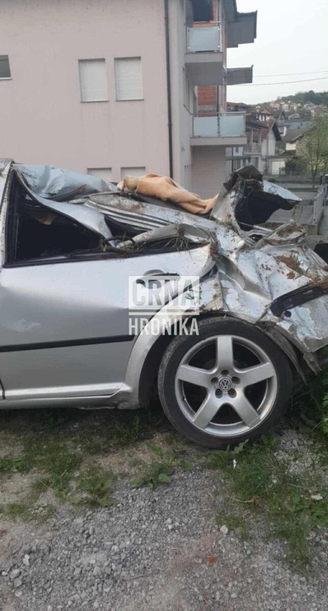 Pogledajte kako izgleda automobil u kojem je stradala 17- godišnja djevojka Amina iz Cazina ...